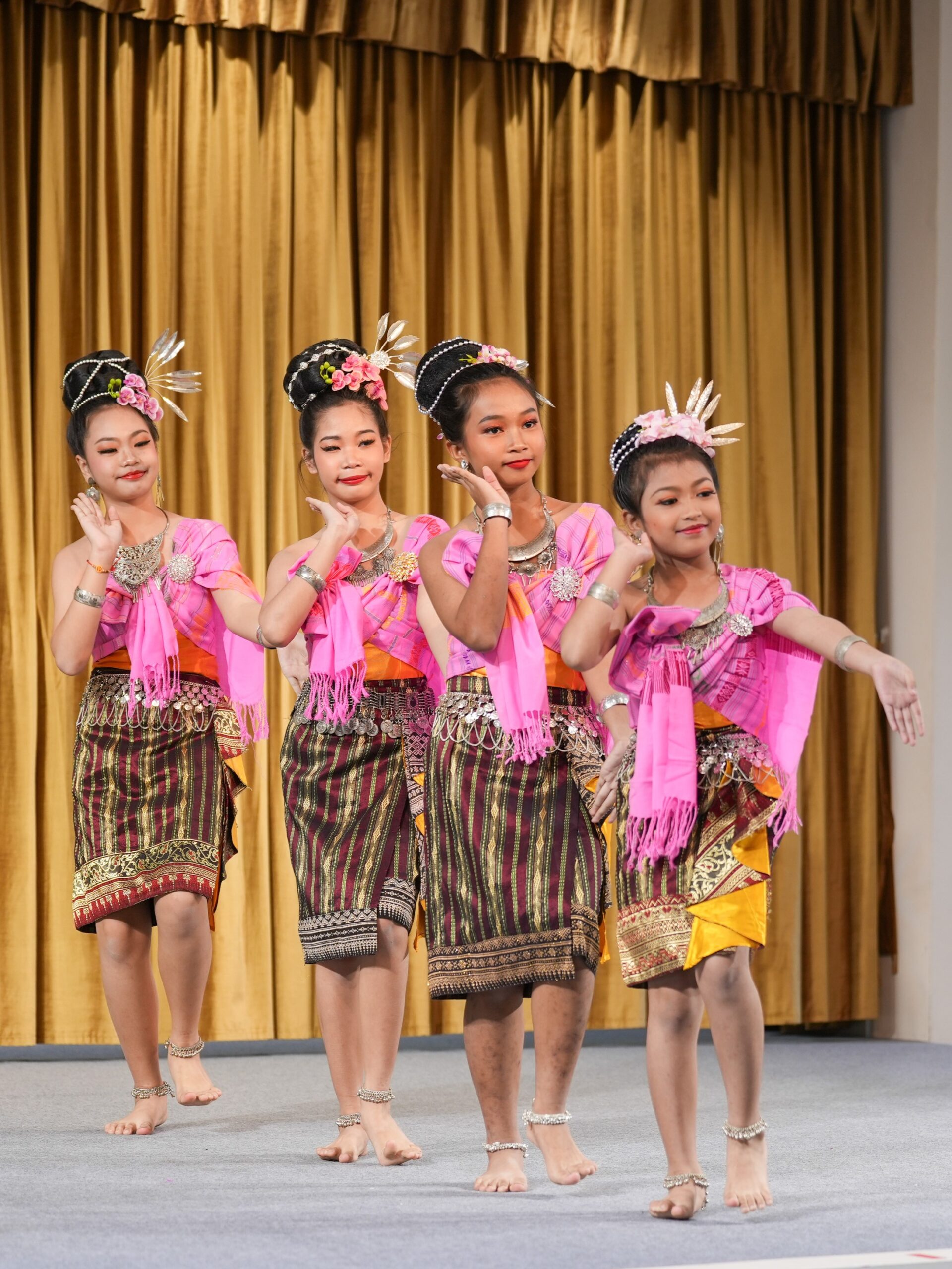 สถาบันวิชาไทย | Nitasrattanakosin